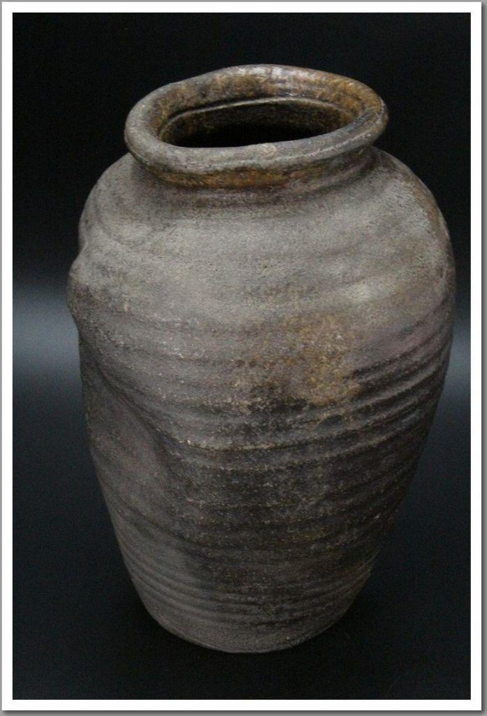 Ko-Bizen Ware Water Pot - S. Bernstein & Co. Jade & Oriental Art